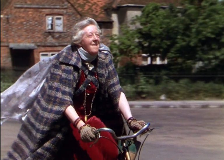 Blithe Spirit (1945) – FilmFanatic.org