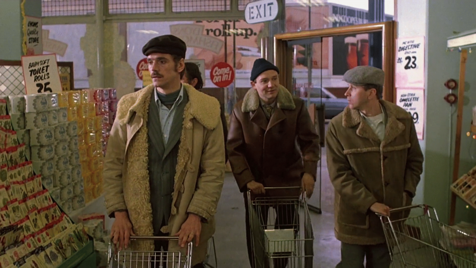 Moonlighting (1982) - FilmFanatic.org